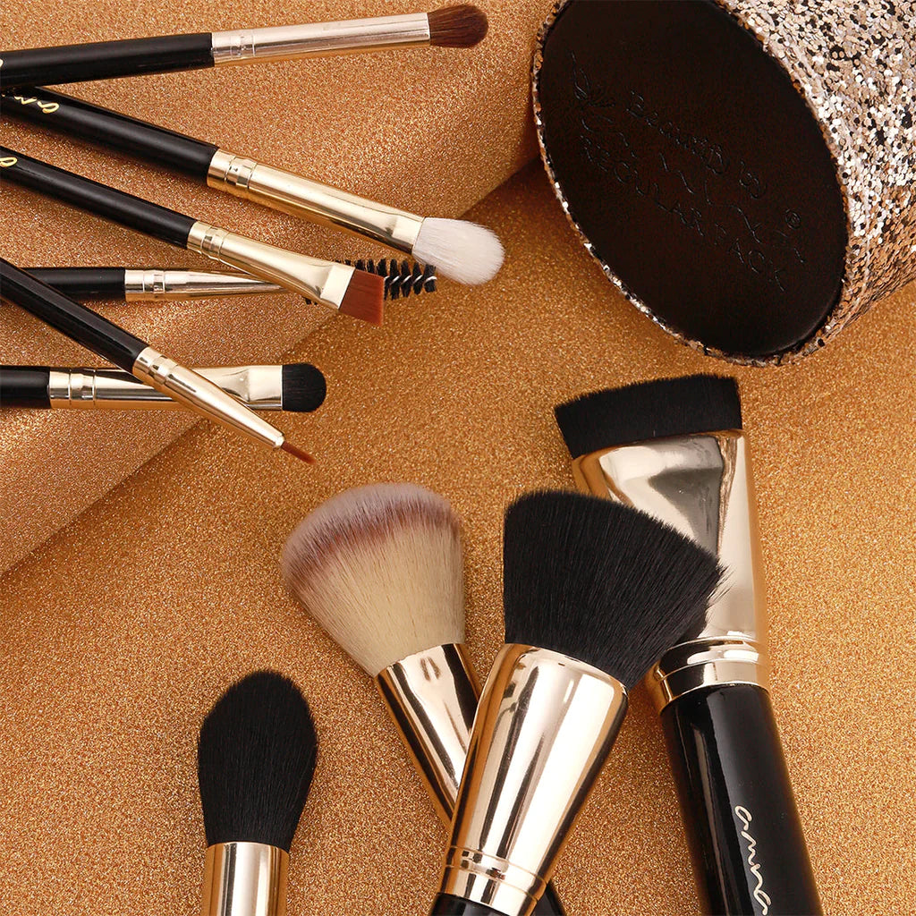 The Ultimate Guide to Makeup Brushes – Nuvari